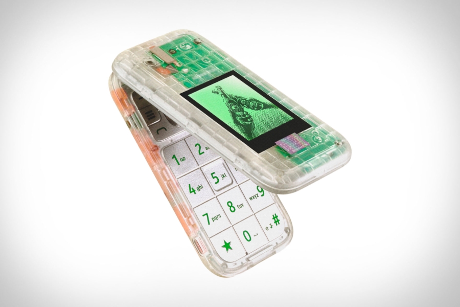 HEINEKEN X BODEGA COLLABORATION UNVEILS THE BORING PHONE - News - Link ...